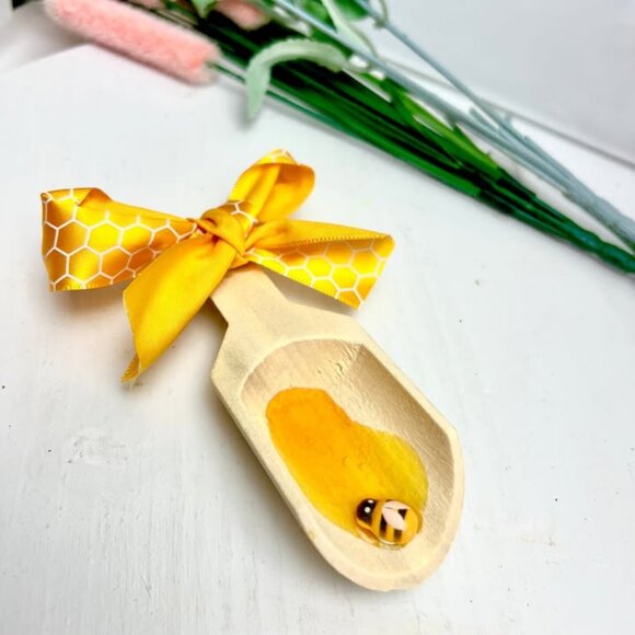 StationModeCo | Accents | Honey Bee Spring Farmhouse Scoops Farmhouse ...